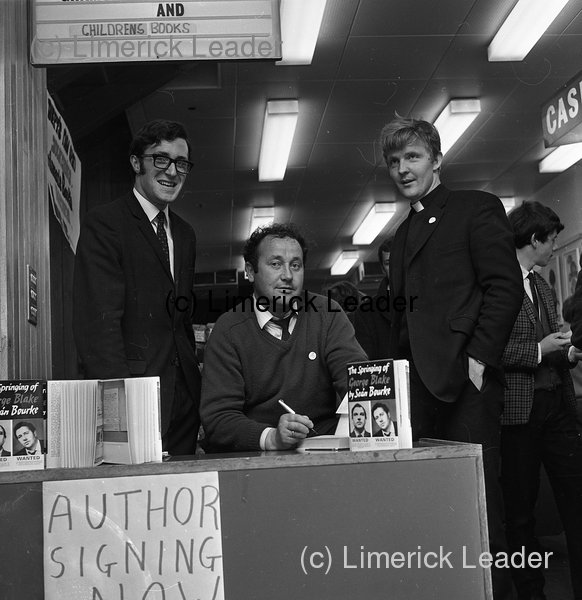 Sean Bourke Signs Autographs June 1970 | From Limerick With Love