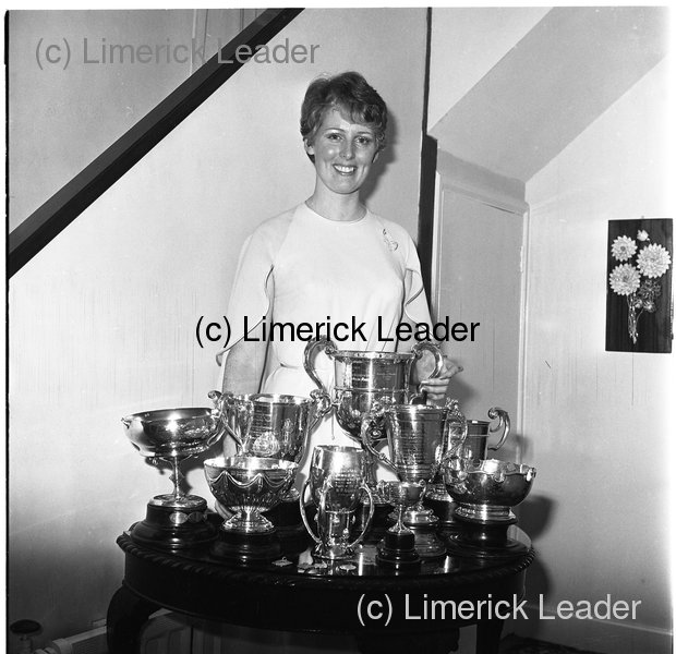 Susanne Murphy opera singer with cups | From Limerick With Love